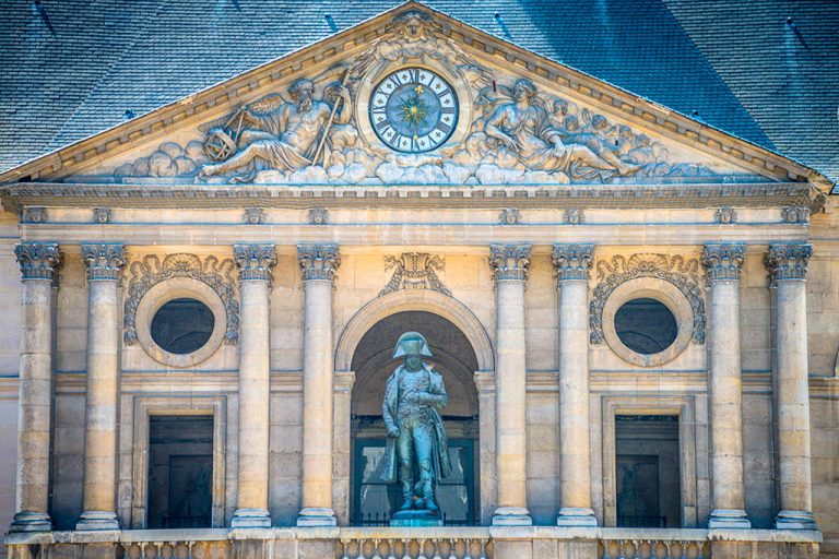 Last Tango in Paris: Napoléon's Tomb - Luxe Beat Magazine