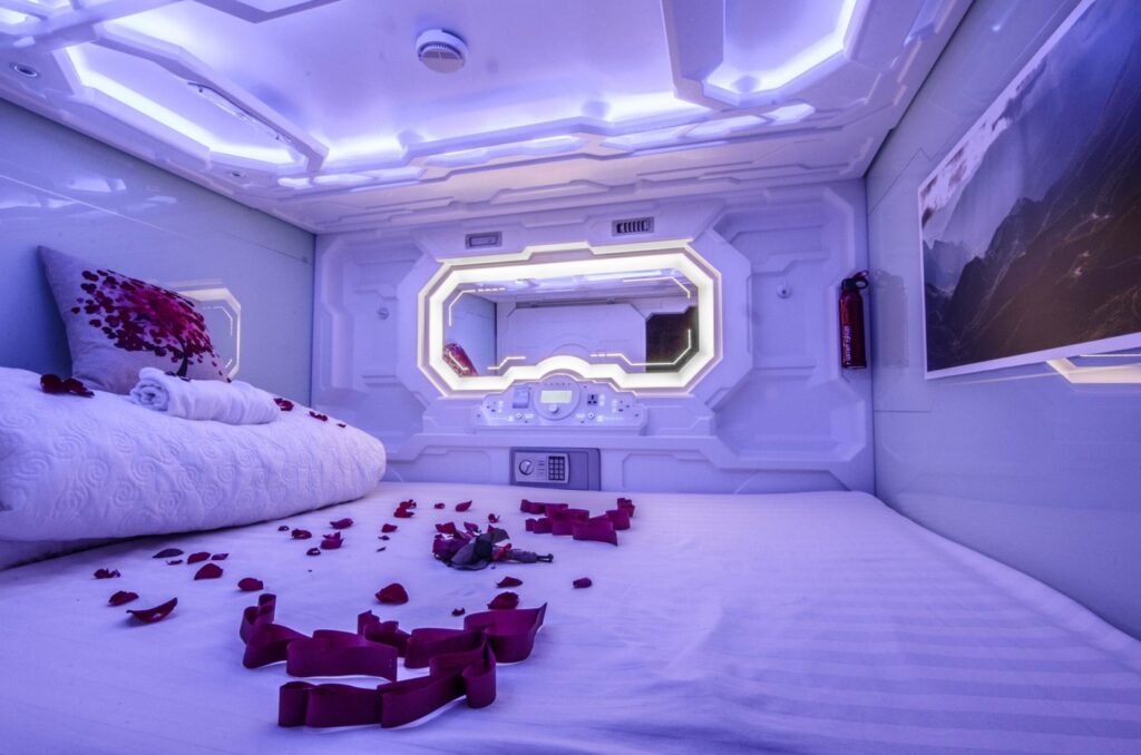 Top 6 Most High Tech and Luxury Hotels Around the World - Luxe Beat ...