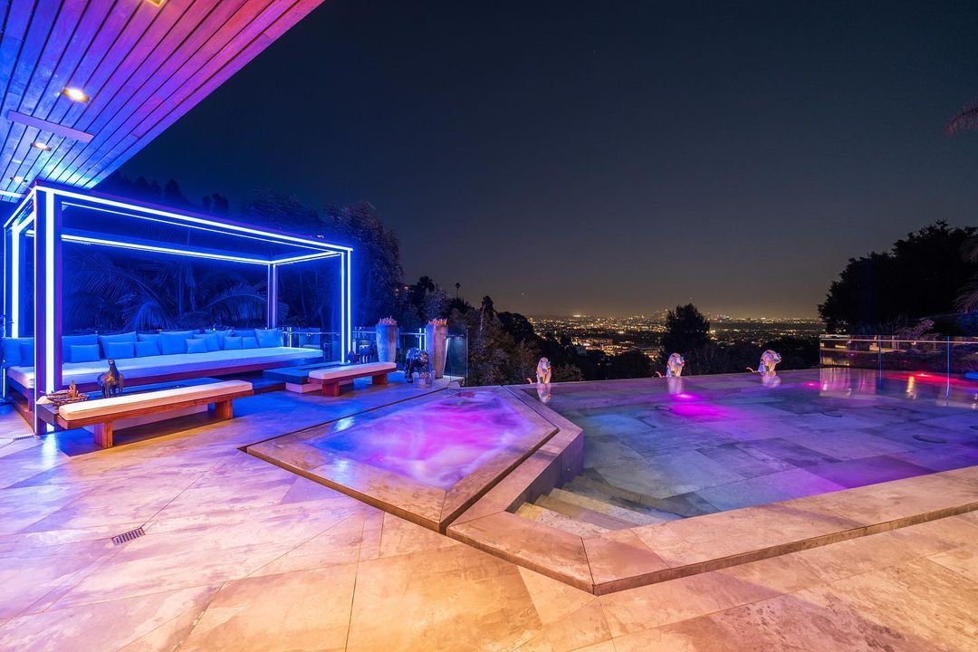 Selling Sunset: Rent This Unique Property from Netflix's Hit Show ...