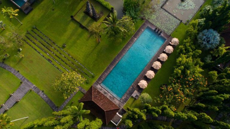 Stunning Hotel Swimming Pools Throughout Asia - Luxe Beat Magazine