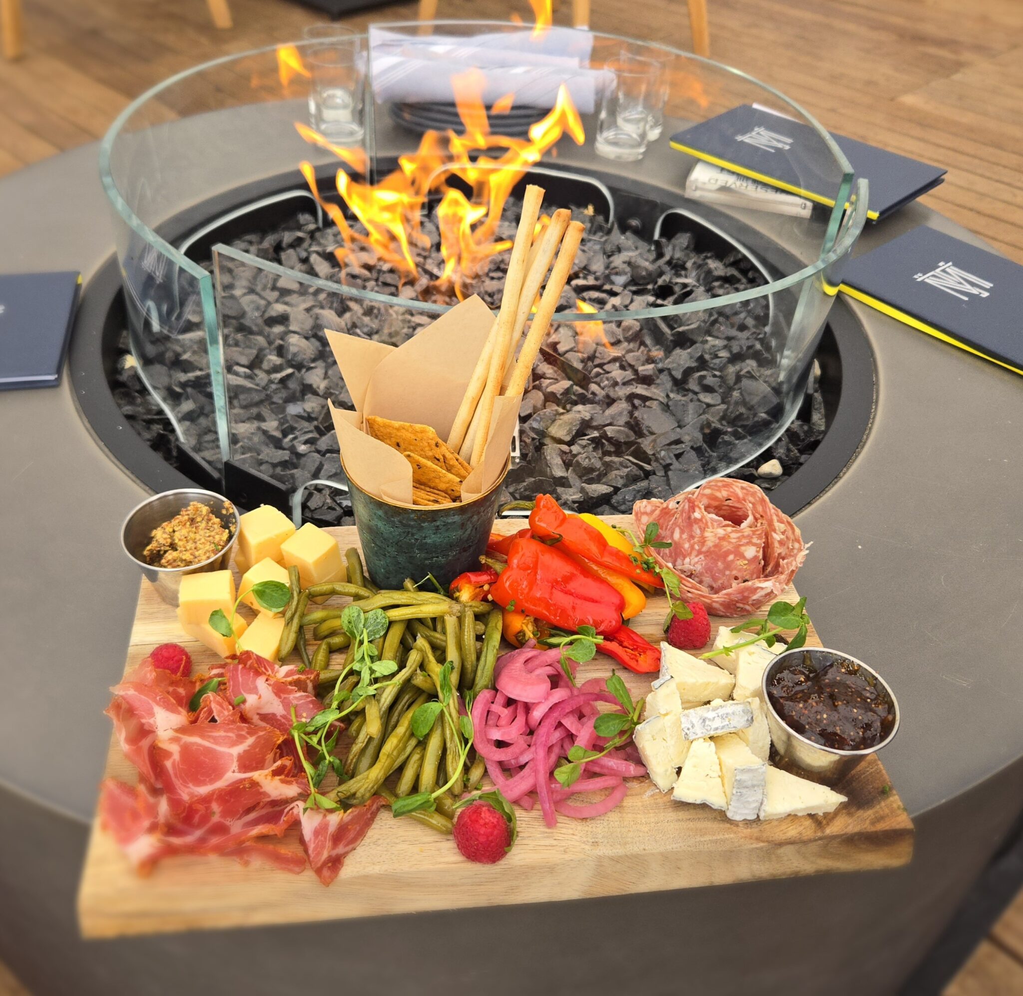 Merchant & Trade: The Best Rooftop Lounge - Luxe Beat Magazine